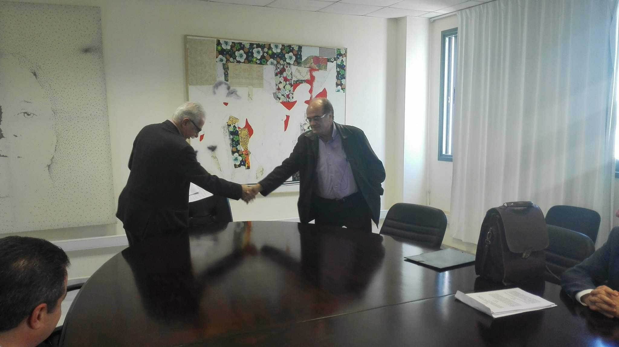 ΣΗΜΑΝΤΙΚΗ ΔΙΩΡΗ ΣΥΝΑΝΤΗΣΗ ΤΗΣ ΟΙΕΛΕ ΜΕ ΤΟΝ ΥΠΟΥΡΓΟ ΠΑΙΔΕΙΑΣ: ΚΑΜΙΑ ...