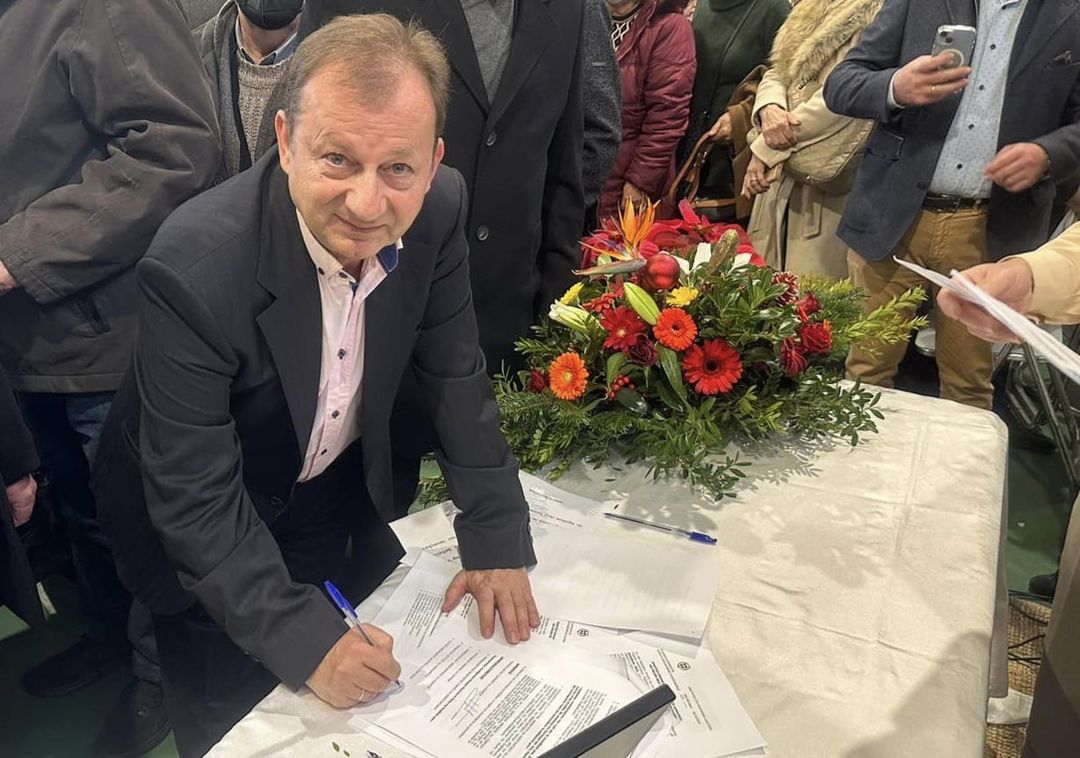 Ορκίστηκε Αντιδήμαρχος Παιδείας Νέας Φιλαδέλφειας-Νέας Χαλκηδόνας ο Α ...